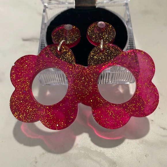 Jewelry | Y2k Flower Magenta Gold Glitter Dangle Earrings | Poshmark